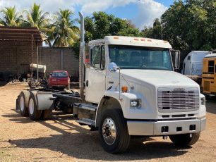 FREIGHTLINER – ELIGETUCARRO.COM